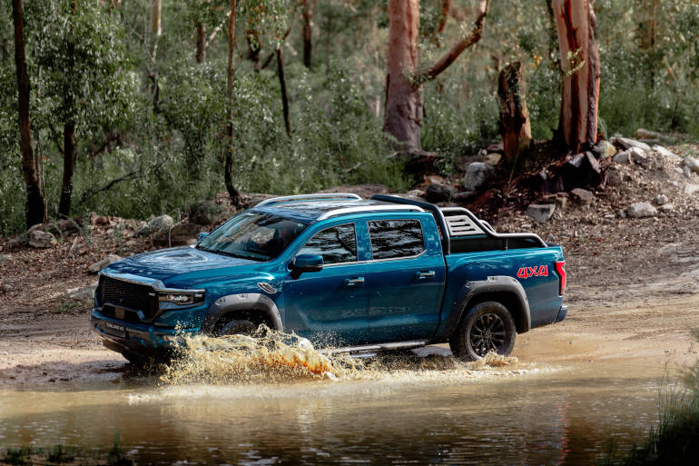 Meet the All-New Foton Tunland Hybrid Ute - Fleet Auto News